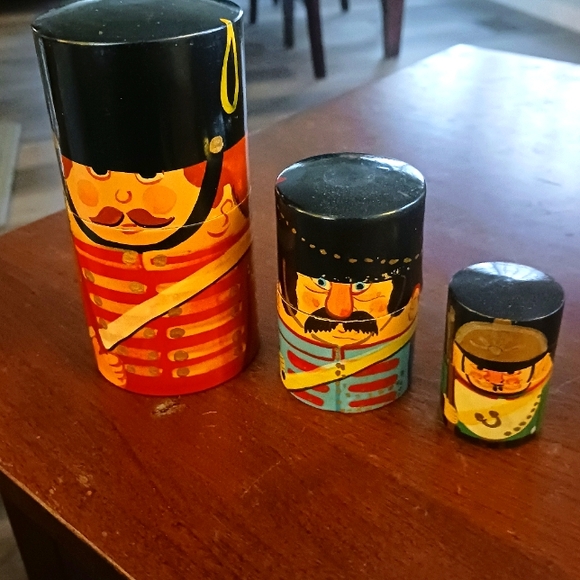 Source Unknown | Accents | Vintage Russian Nesting Dolls Set Of 3 ...